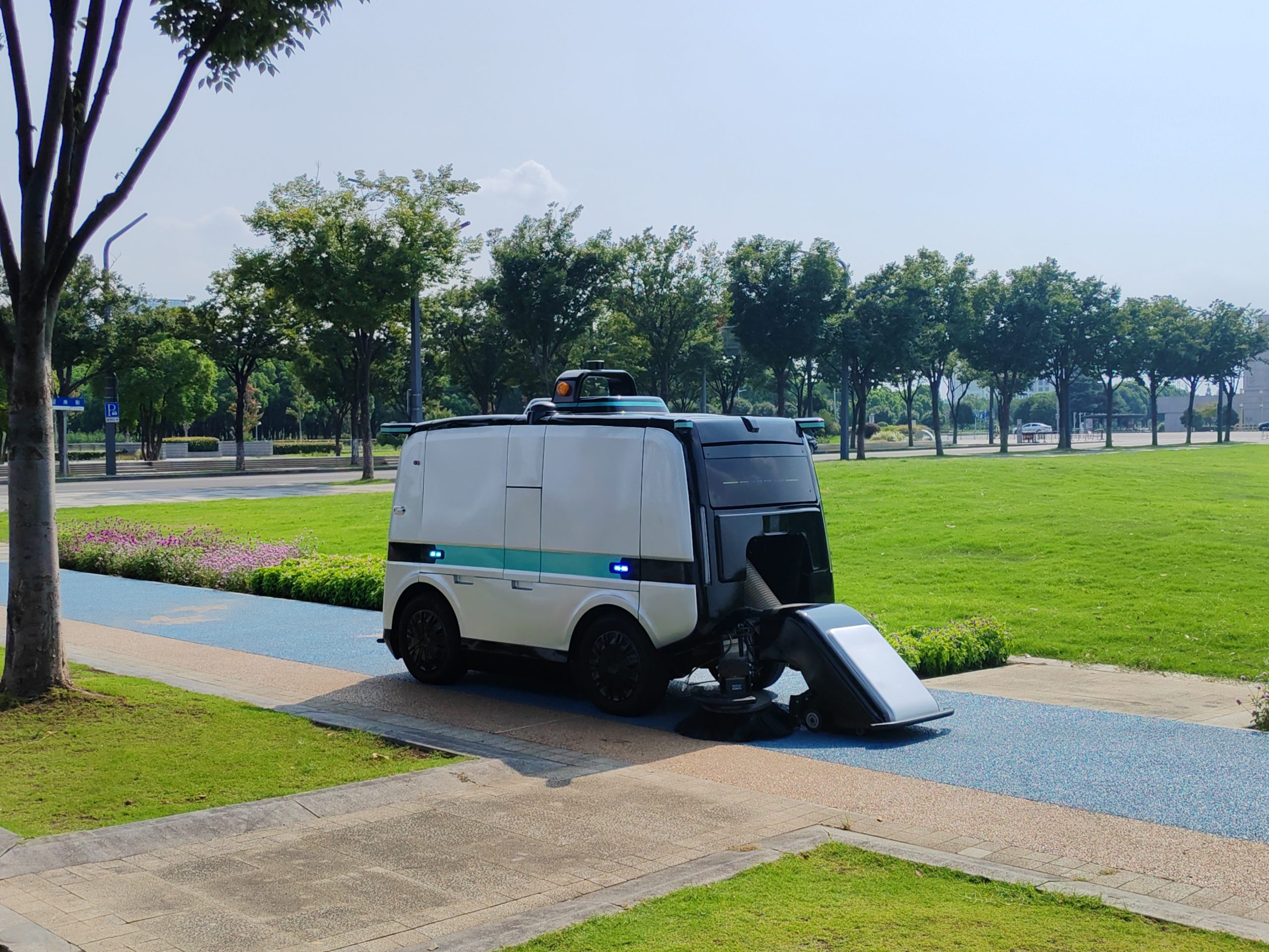 China’s First Autonomous Sanitation Road Permit: A Milestone for the ...